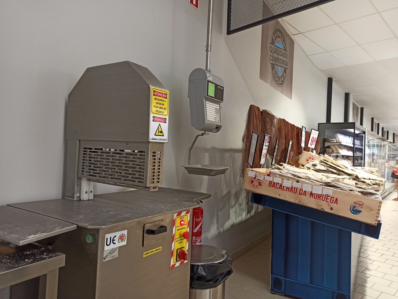 Supermercado: Guilhotina de Bacalhau | Biporto Retail Technology